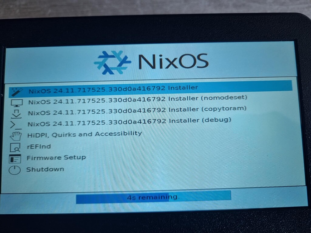 Issue Booting NixOS Live ISO - Help - NixOS Discourse